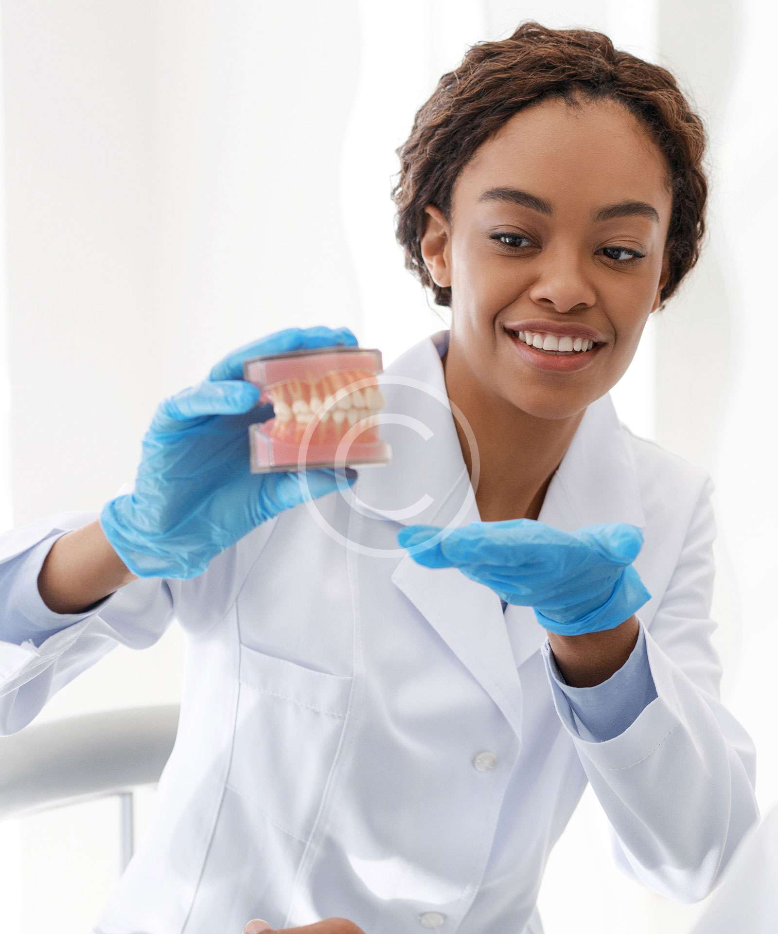 Dental Implants – Medisen